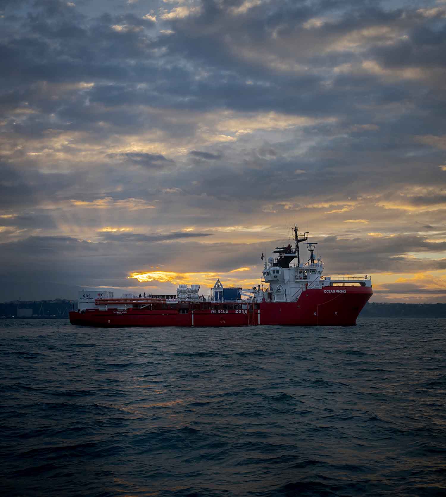 Ocean Viking räddar liv på Medelhavet i motvind - DN.se